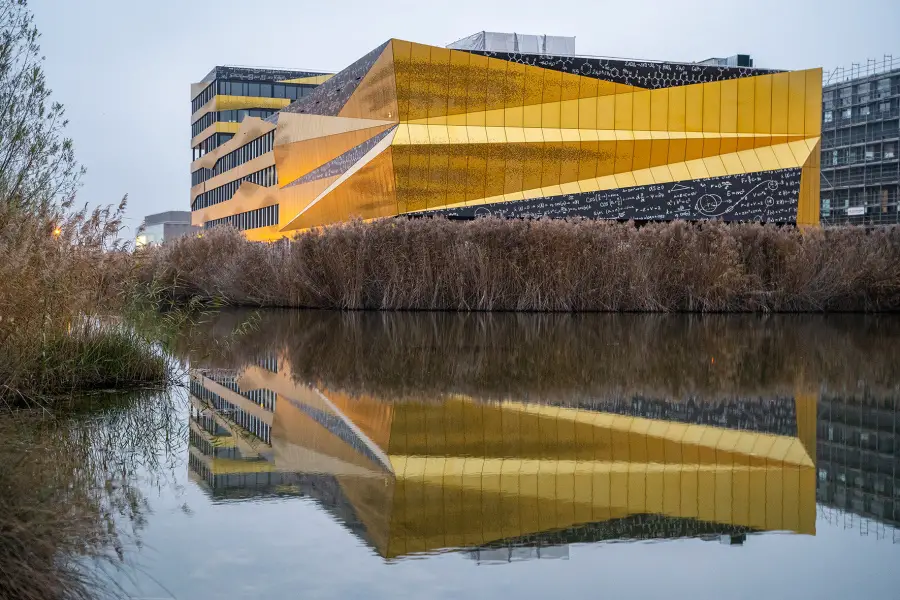 Le « Y-Parc » apporte efficacité énergétique et esthétique transparente ...